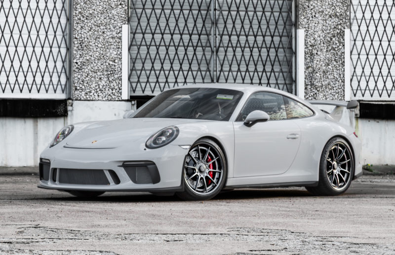 Wheel Experts' Porsche GT3 on Center Locking Forgeline Carbon+Forged ...