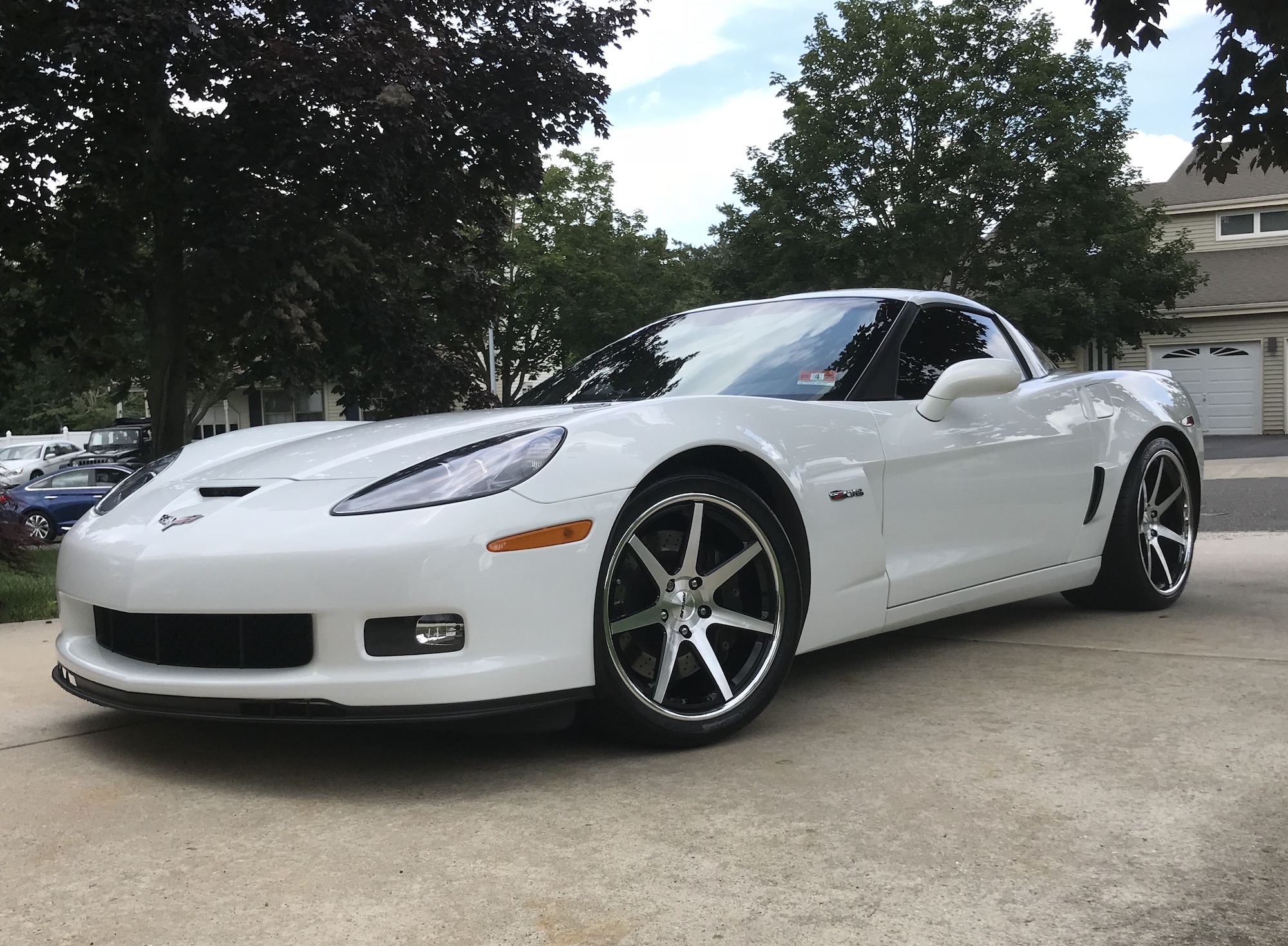 Joe Civello's C6 Corvette Z06 on Forgeline CV3C Concave Wheels ...