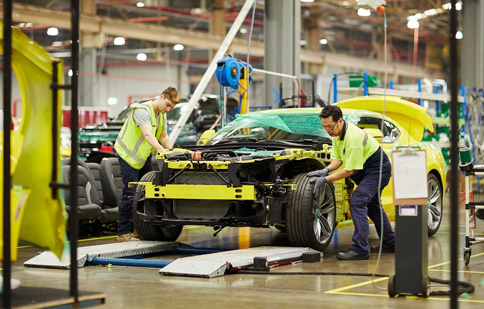 HSV set to expand Camaro range - CarBuff Network