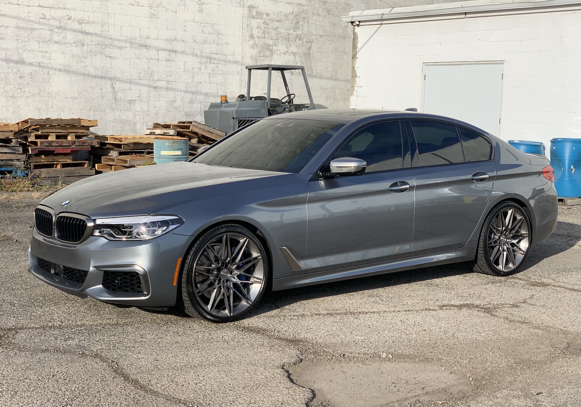 Charlie Carrol's BMW M550i on Forgeline One Piece Forged Monoblock MT1 ...