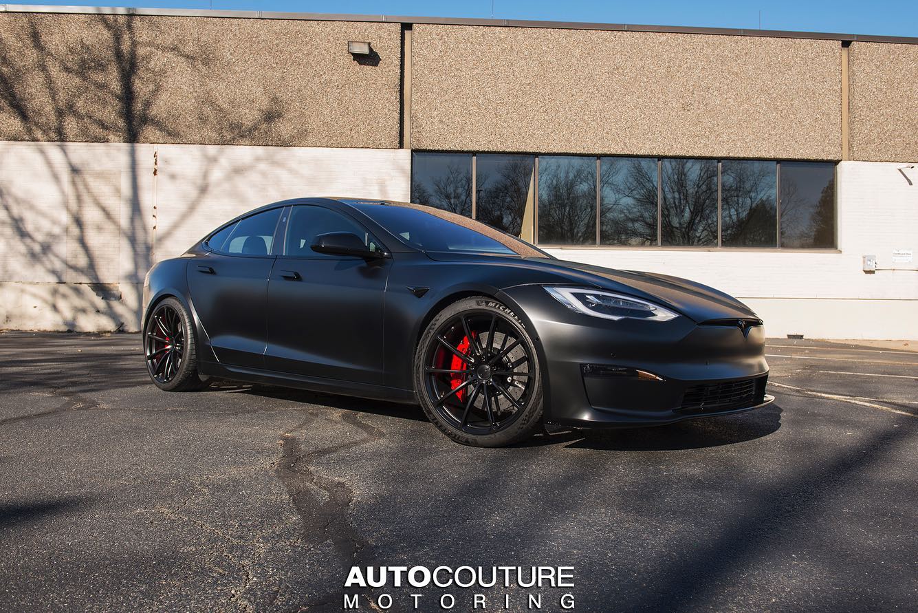 DME Tuning’s Tesla Model S Plaid on Forgeline GT1 5-Lug Wheels ...