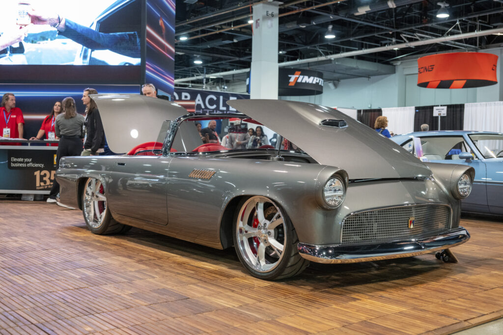 RMD Garage: 1956 Ford Thunderbird "Freebird" - CarBuff Network